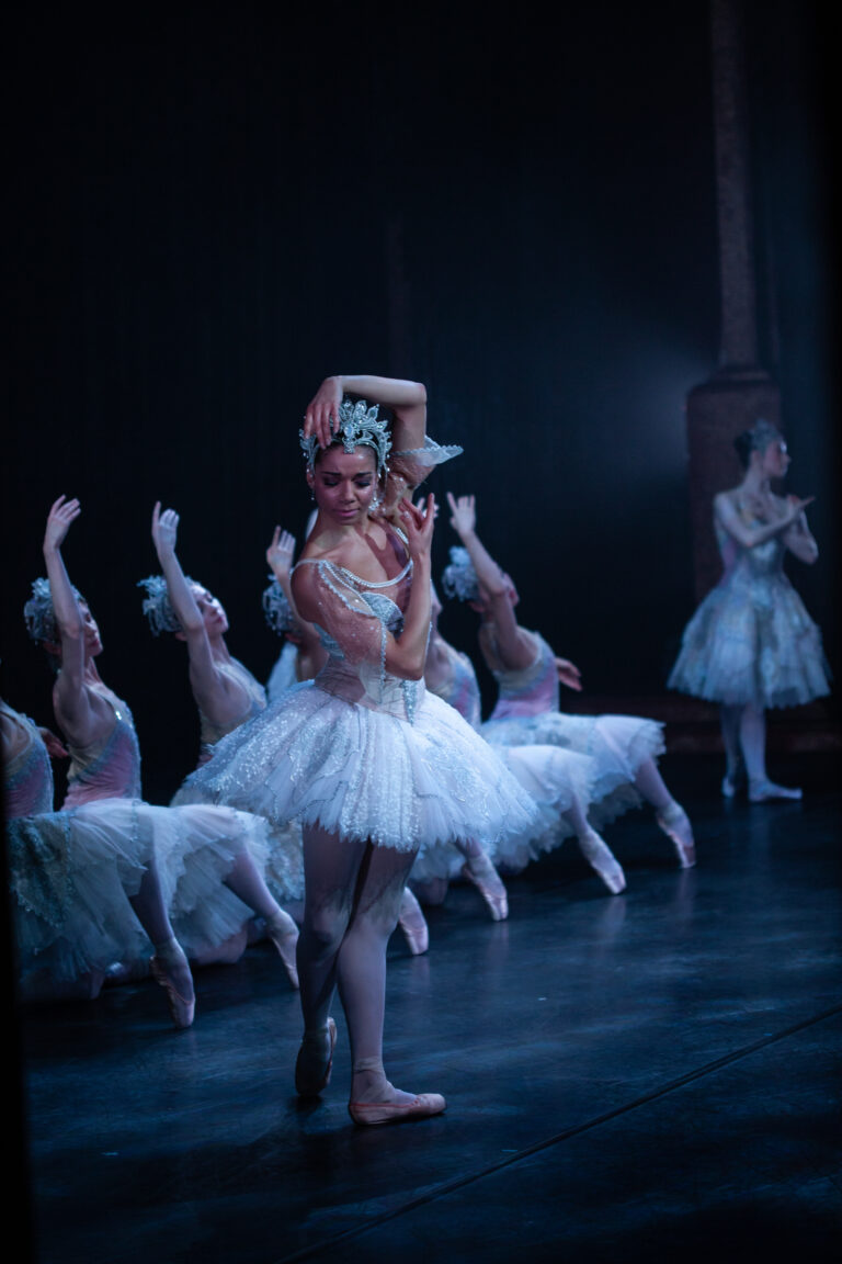 【英国バーミンガム・ロイヤル・バレエ団】セリーヌ・ギッテンス＆ヤシエル・ホデリン・ベロ インタビュー【大阪・堺で「眠れる森の美女」主演 ...