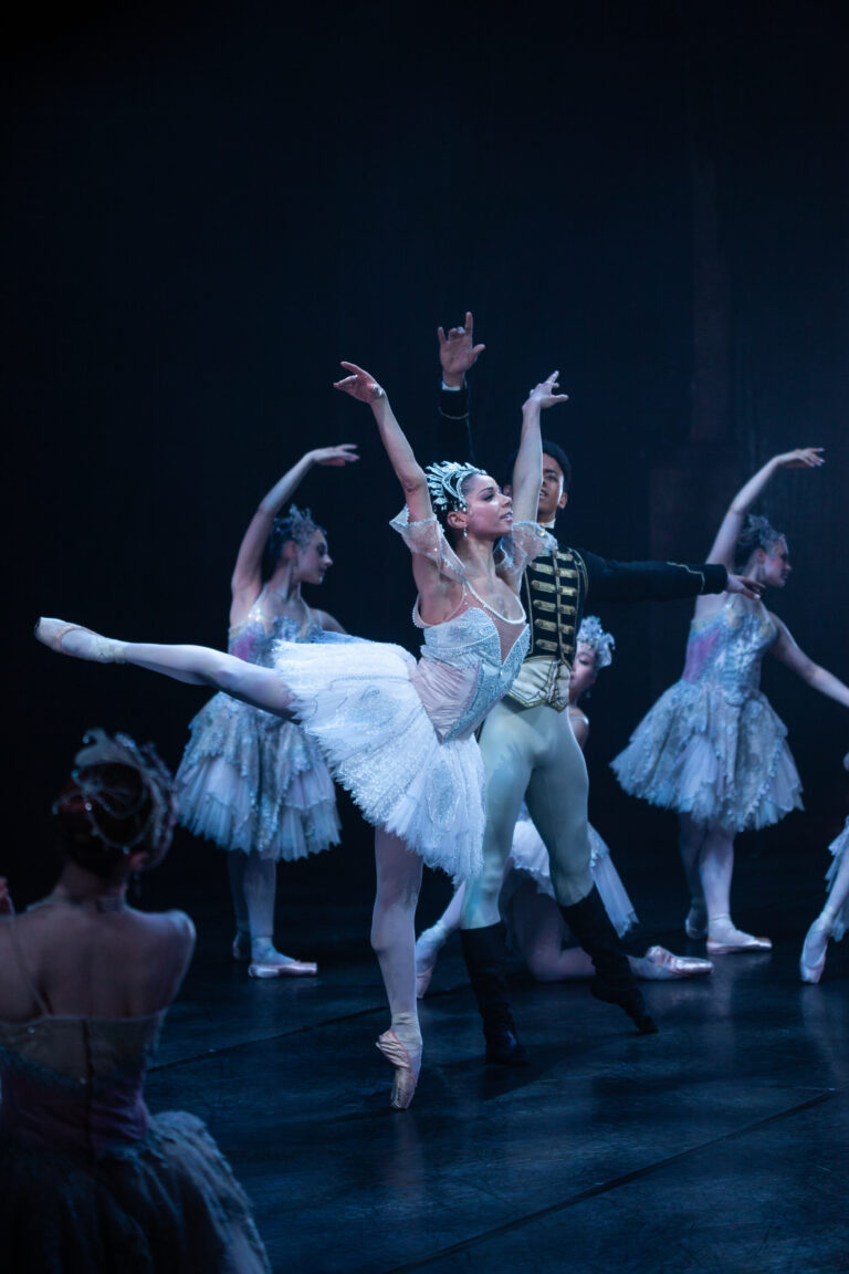 【英国バーミンガム・ロイヤル・バレエ団】セリーヌ・ギッテンス＆ヤシエル・ホデリン・ベロ インタビュー【大阪・堺で「眠れる森の美女」主演 ...